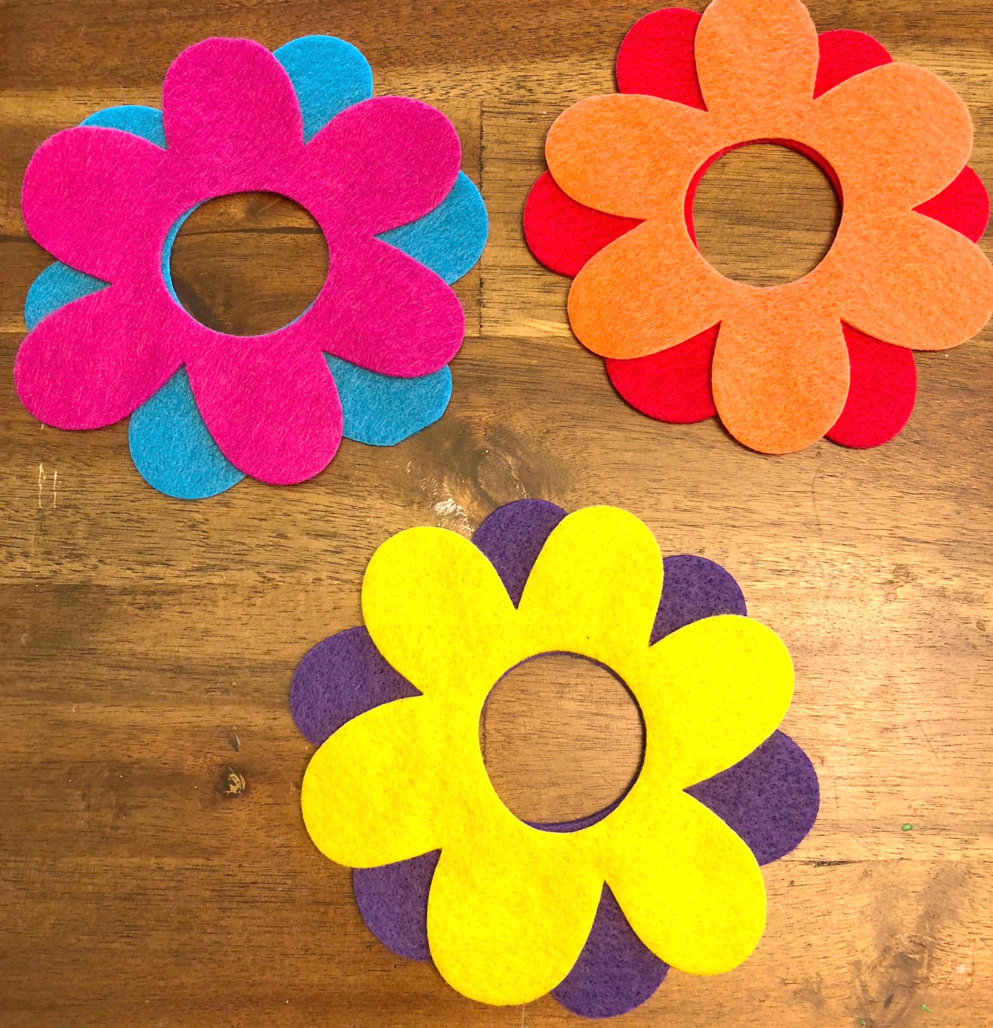 Flower Pins for Mother Daughter Teas - Kunin Felt