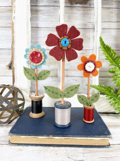 Upcycled Spool Flowers with Kunin Felt - Kunin Felt