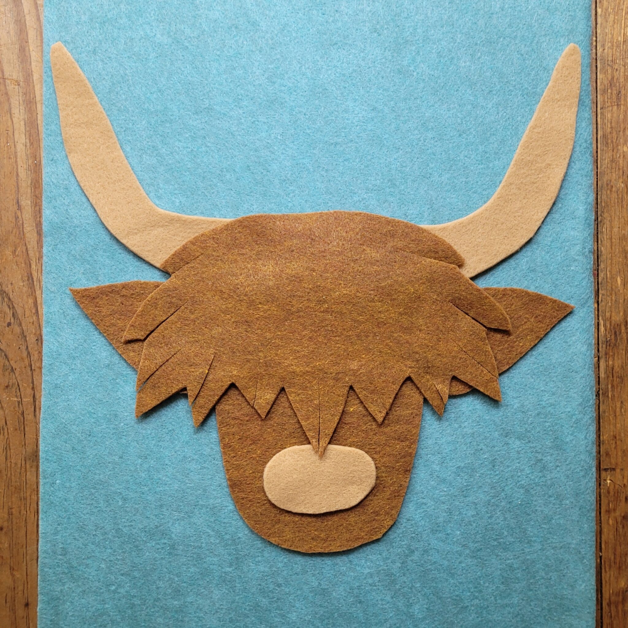 DIY No Sew Felt Highland Cow Banner - Kunin Felt